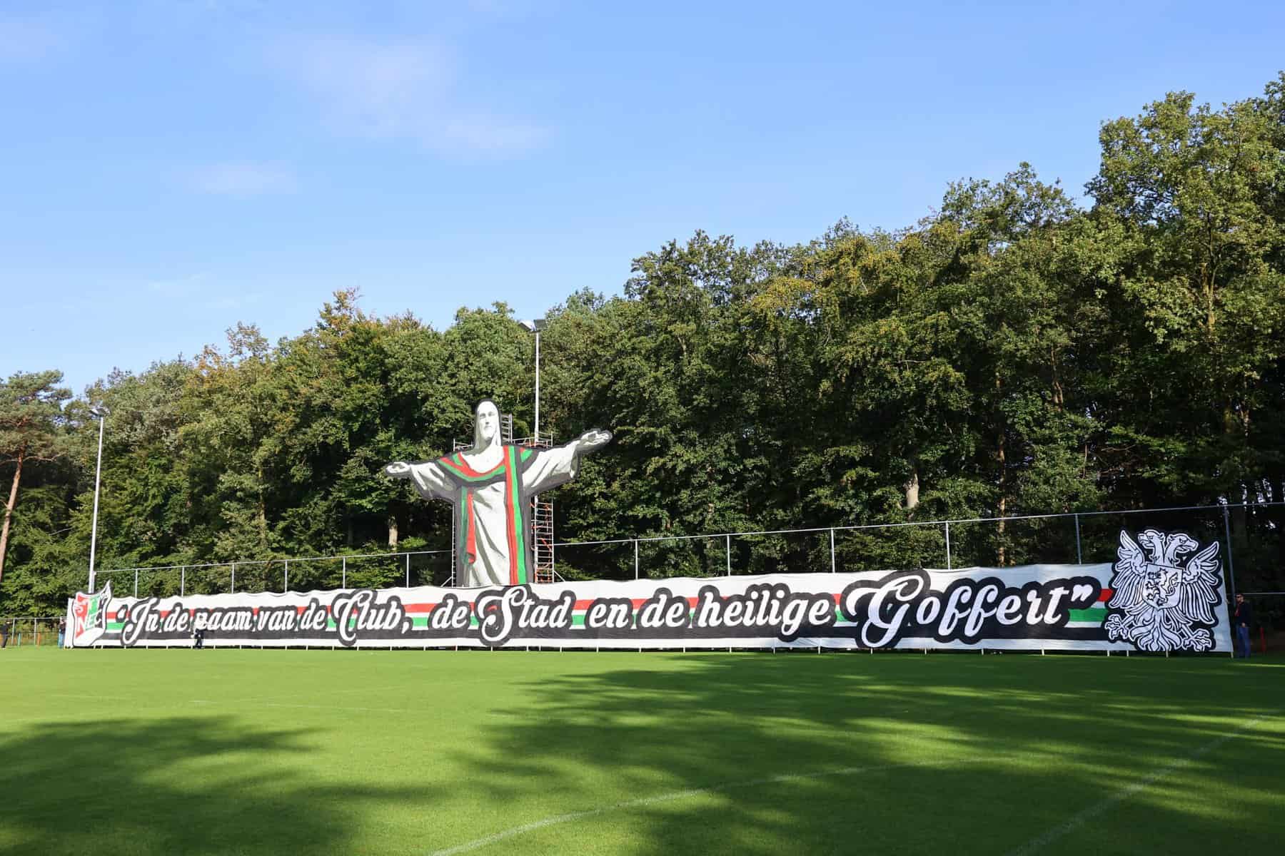 Foto's laatste training NEC-vitesse | De Trouwe Honden